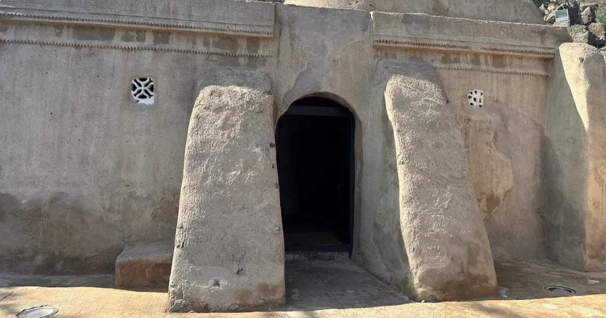 Al Bidyah Mosque – Ancient Landmark in Al Bidyah Fujairah